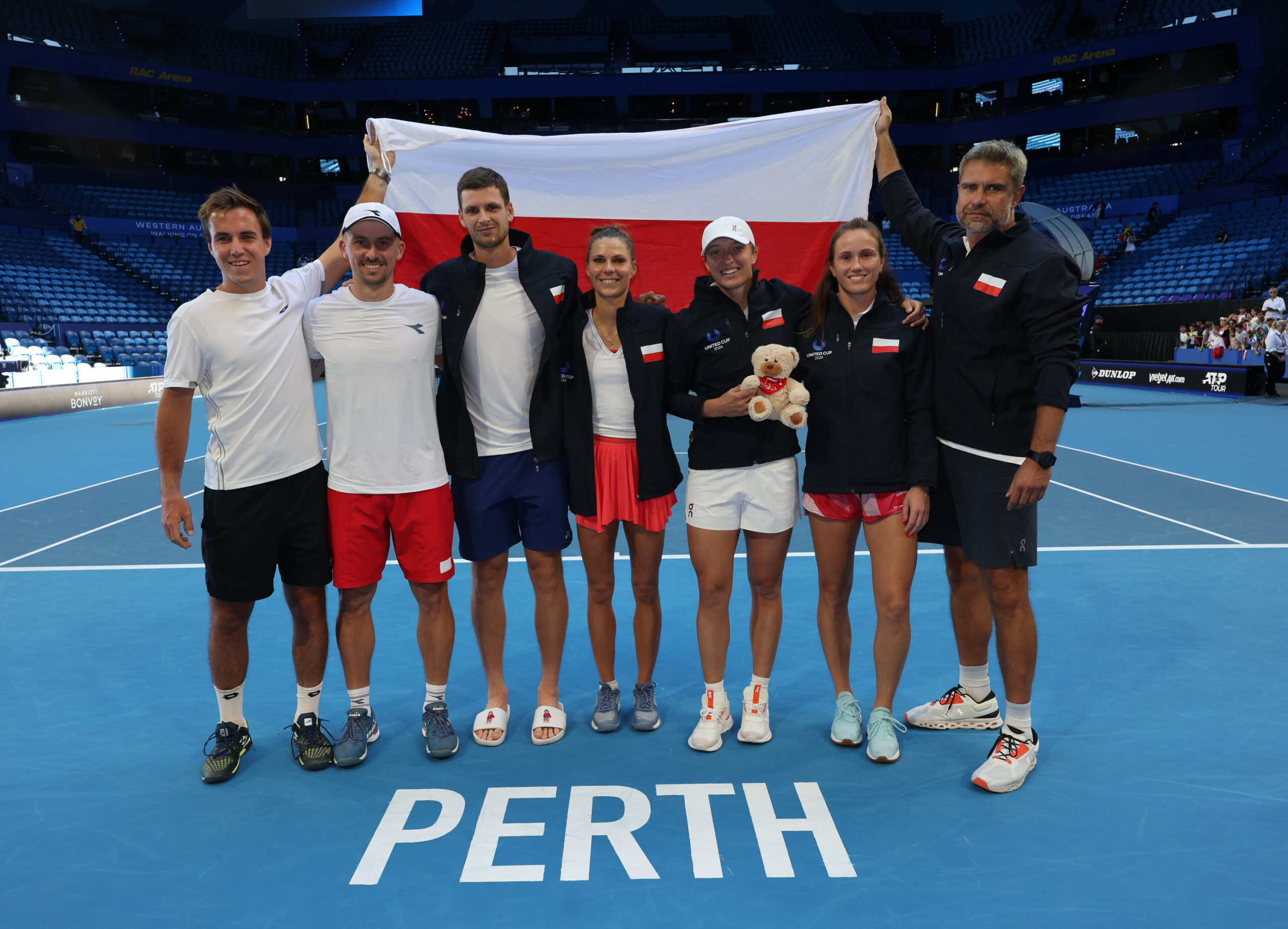 Poland And Australia Win Blockbuster Quarterfinals In Perth, Earning ...