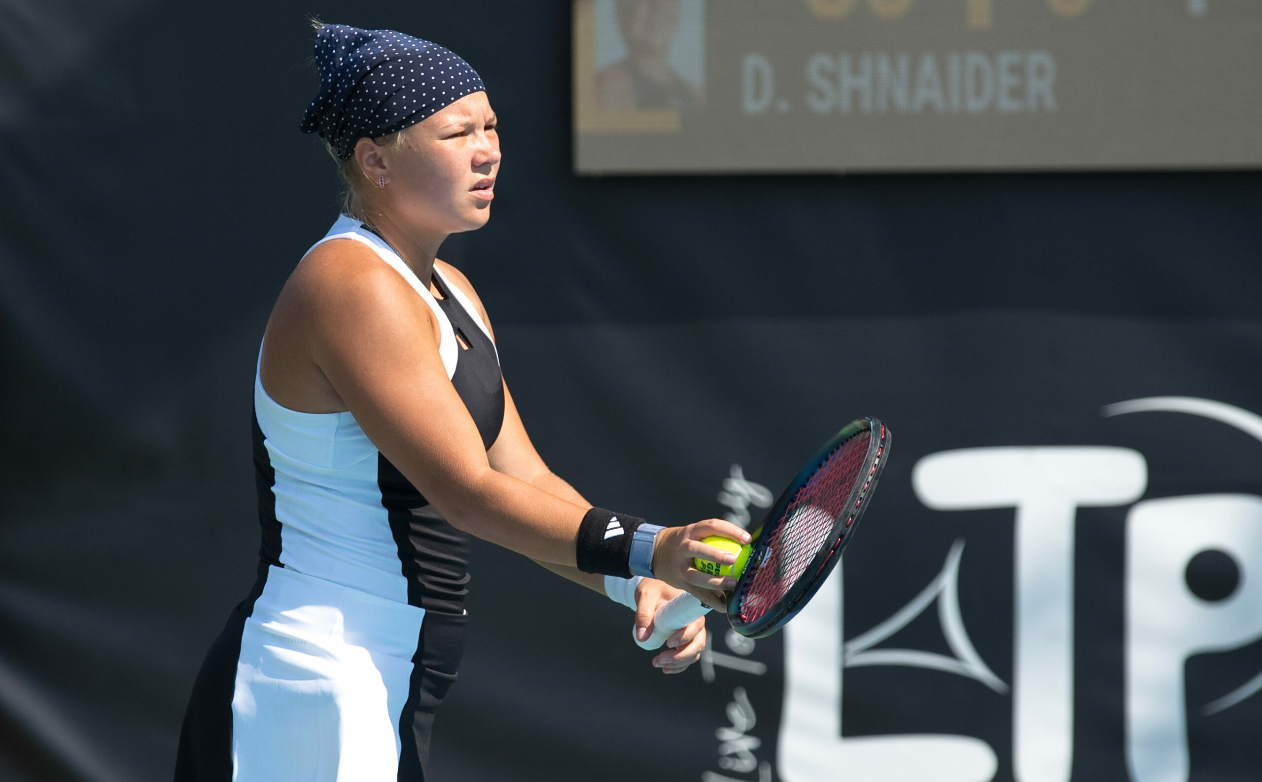 Shnaider Charts A Fearless Path To Charleston 125 Semifinals - Tennis ...