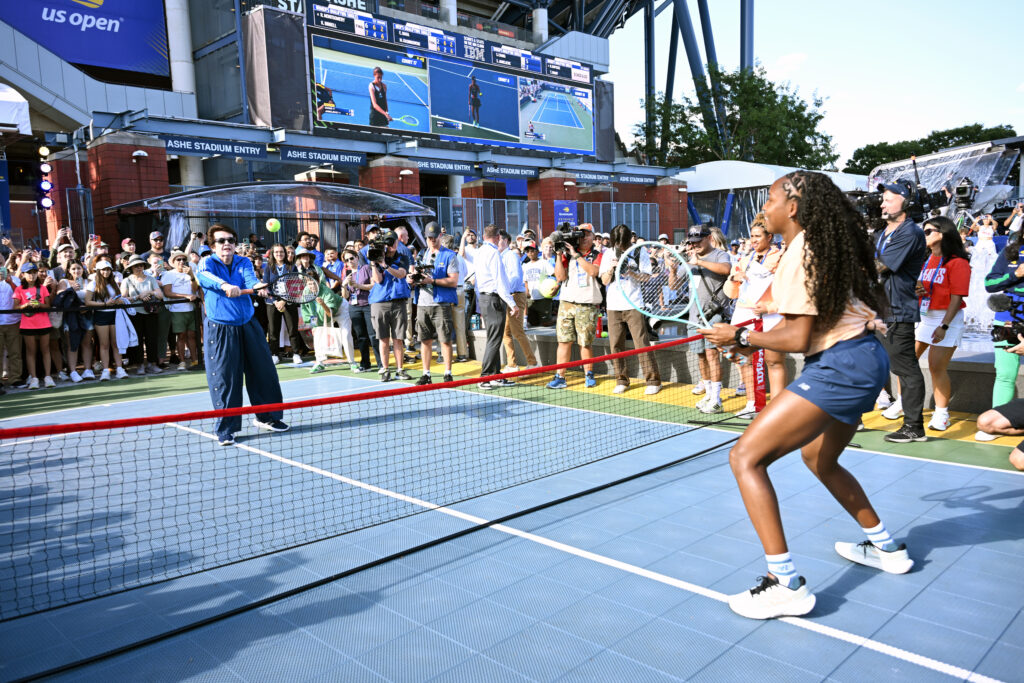 Billie Jean King Serves To Coco Gauff To 'Pass The Torch' Commemorating ...